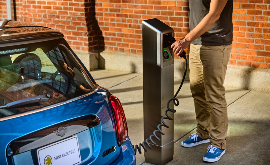 it’s electric Powers EVs with Electricity from Local Buildings ...